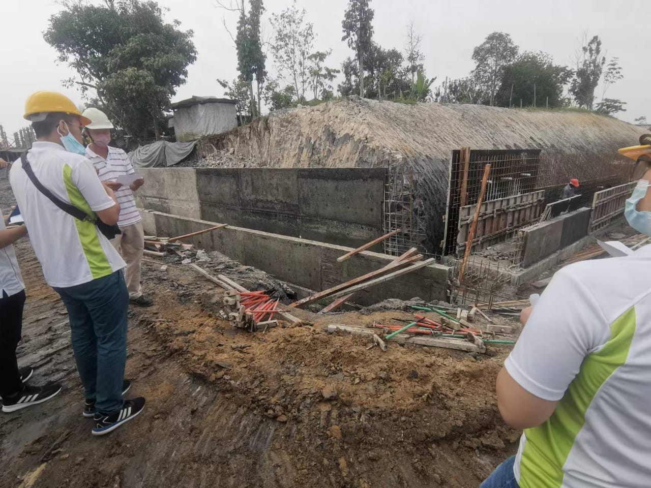 KLT QS department visited a residential construction site